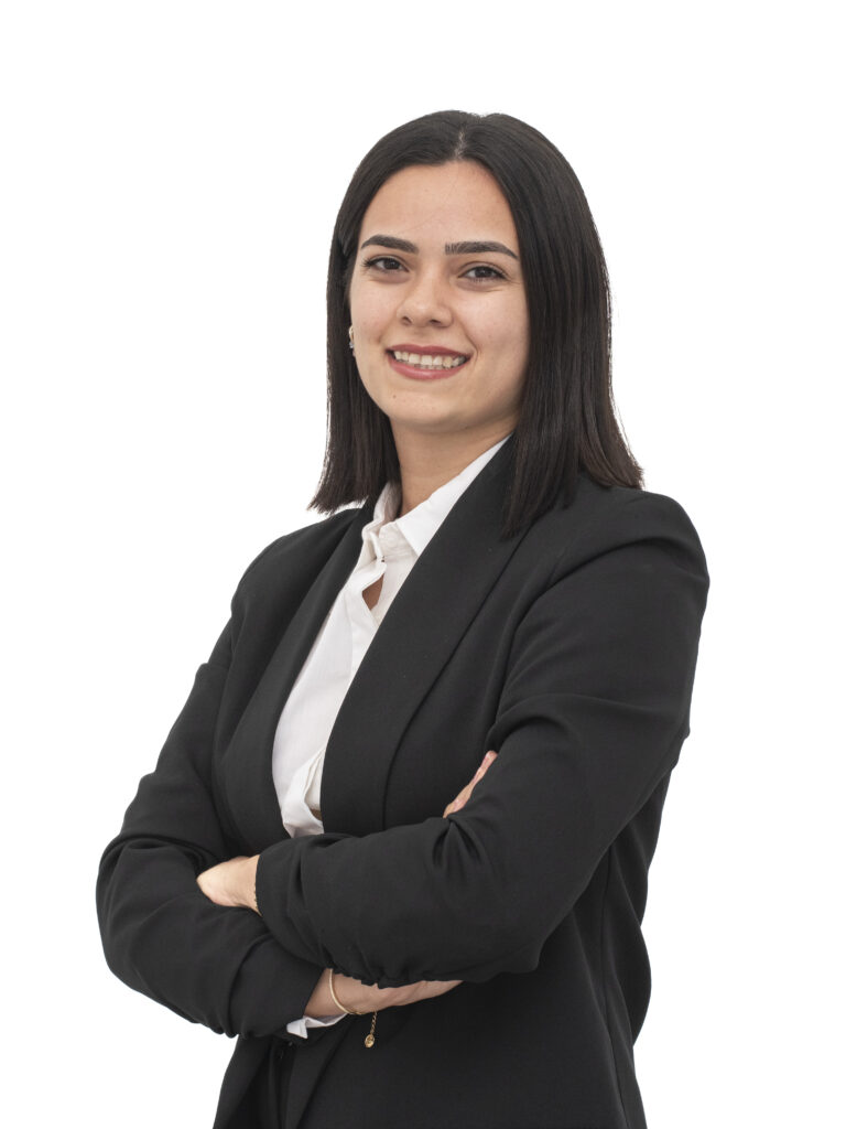 Mürşide Gül YILMAZ – Yakın Doğu Yeniboğaziçi Koleji